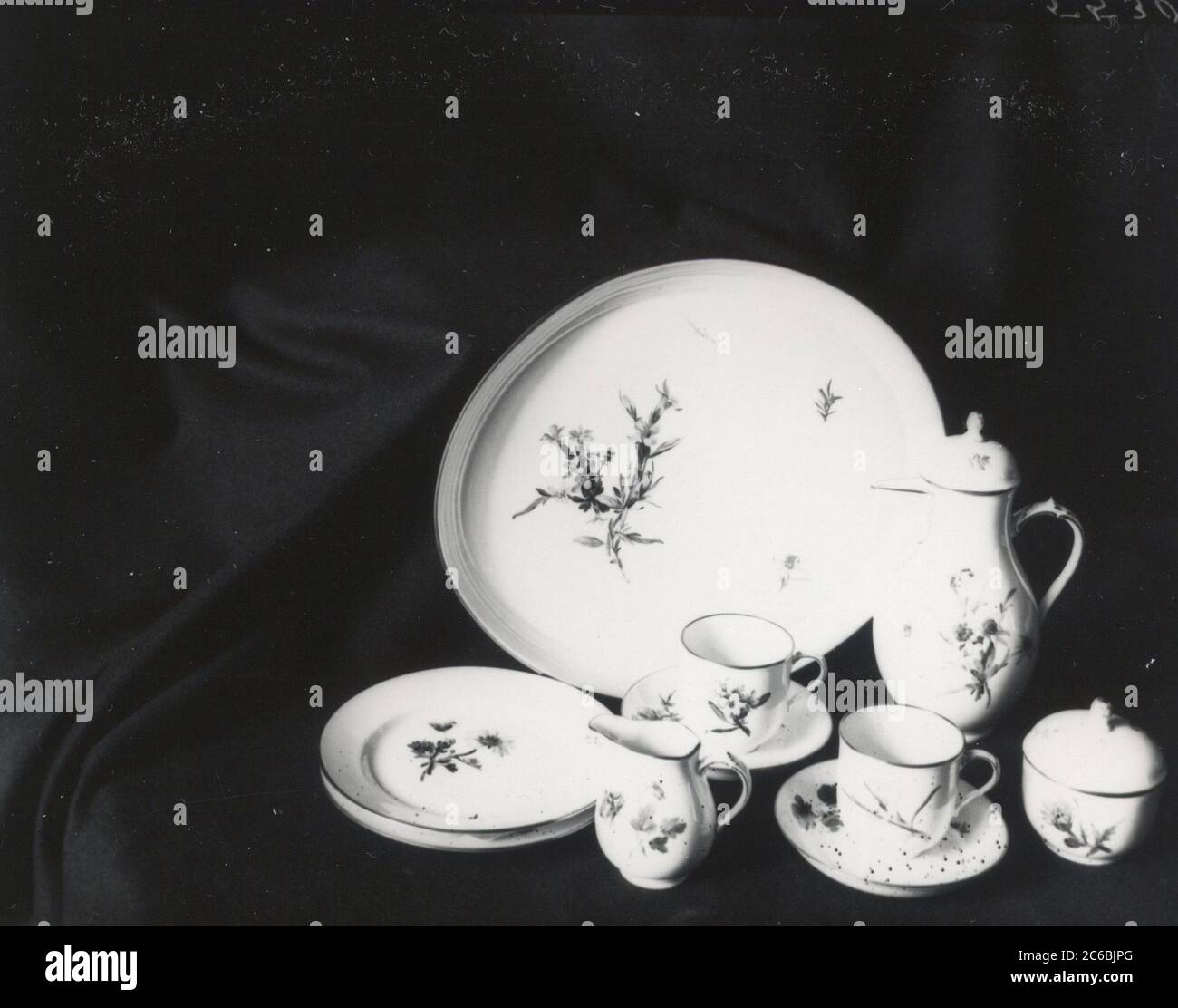 Heinrich Hoffmann Photographs 1934 Adolf Hitler's official photographer ...