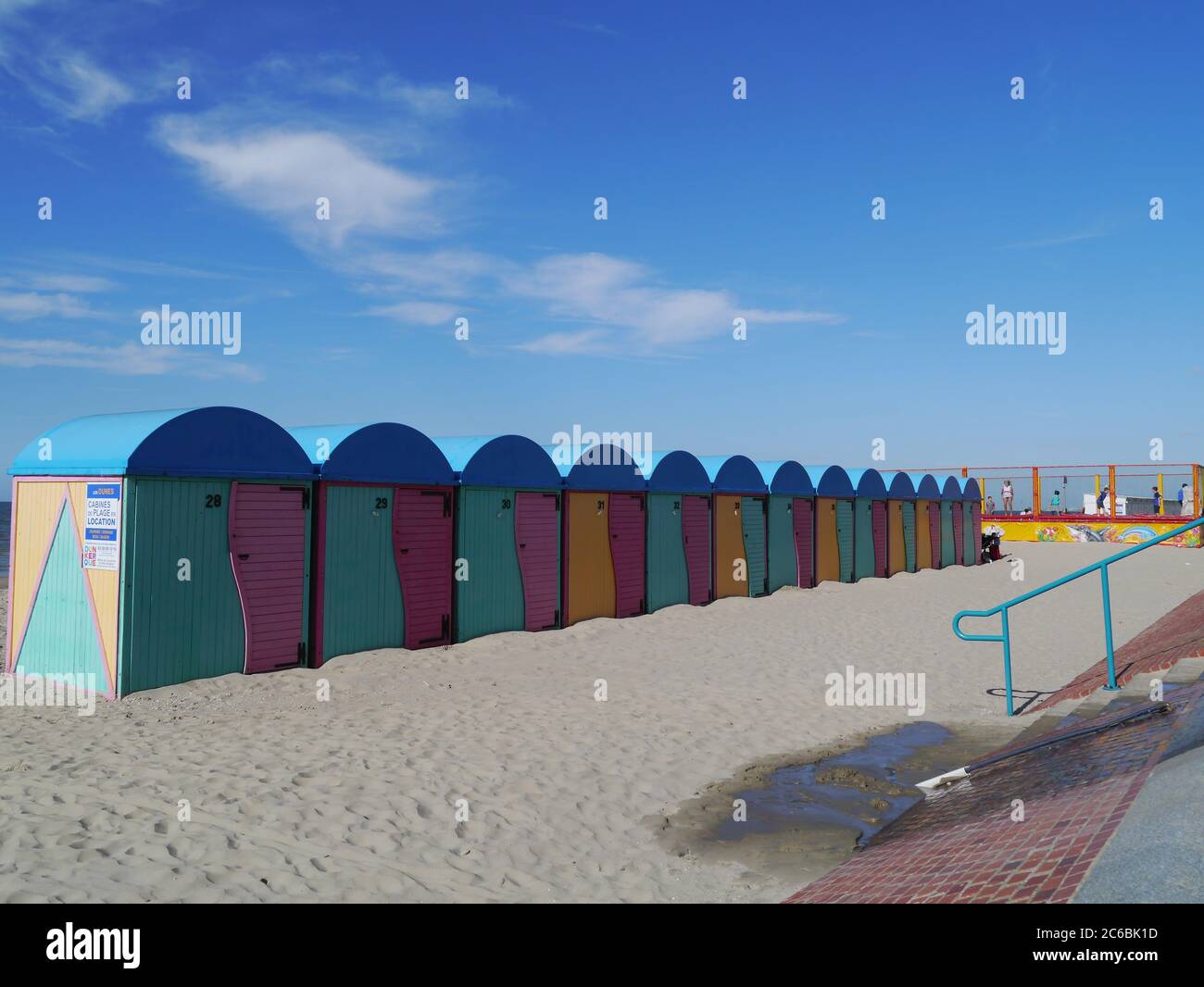 Dunkirk Beach High Resolution Stock Photography and Images - Alamy