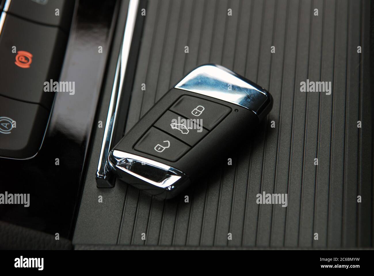 pop-up car key, black car key with remote central locking, Car key ...