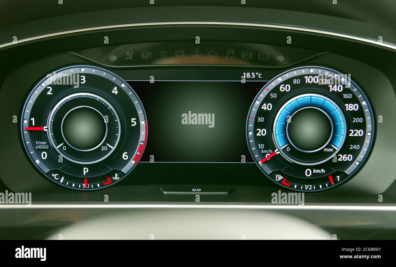 Car dashboard illuminated traffic hi-res stock photography and images ...