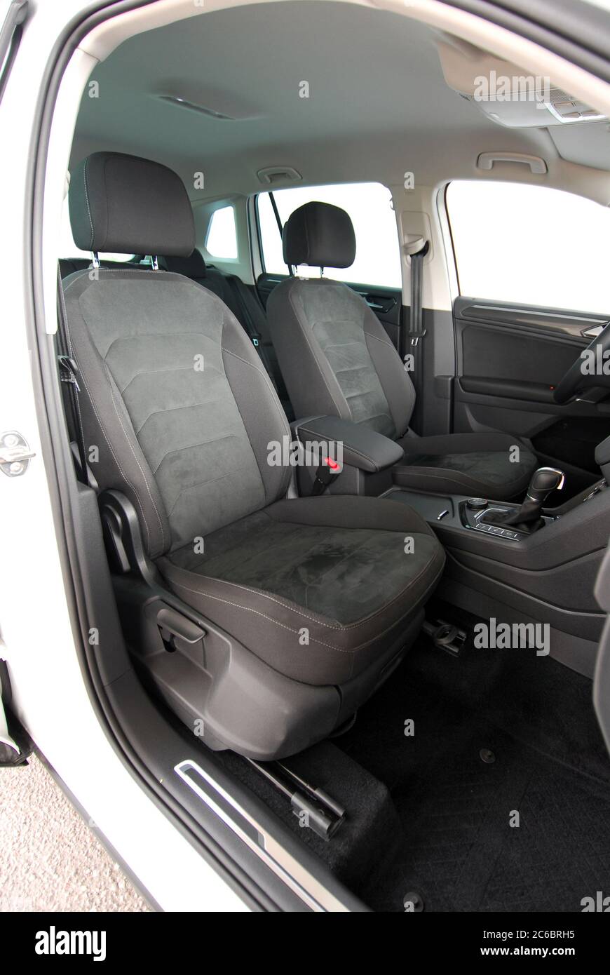 Front car seats Stock Photo - Alamy