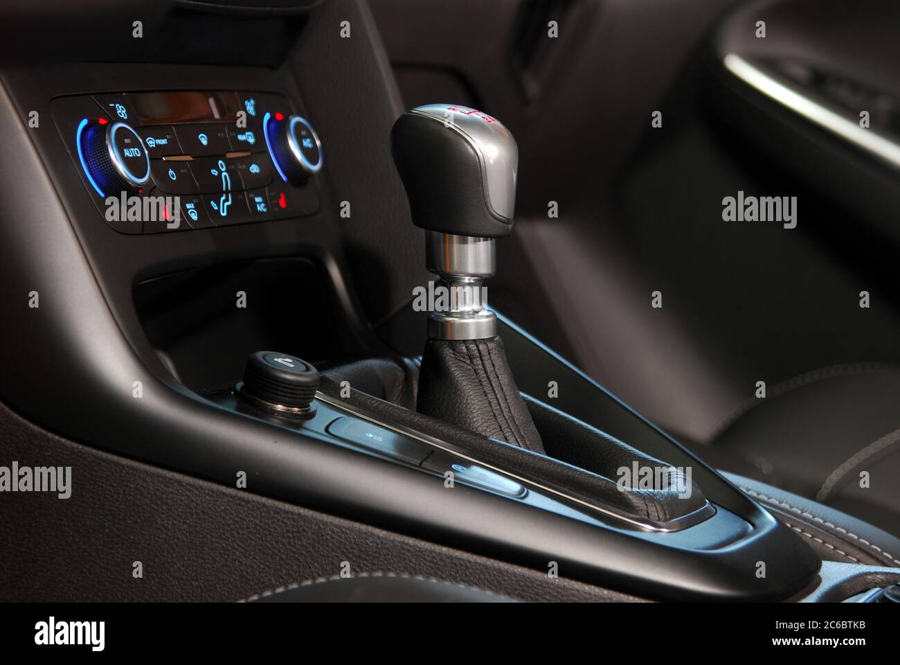 Manual gear shift. Maual shift lever in the passenger car Stock Photo ...