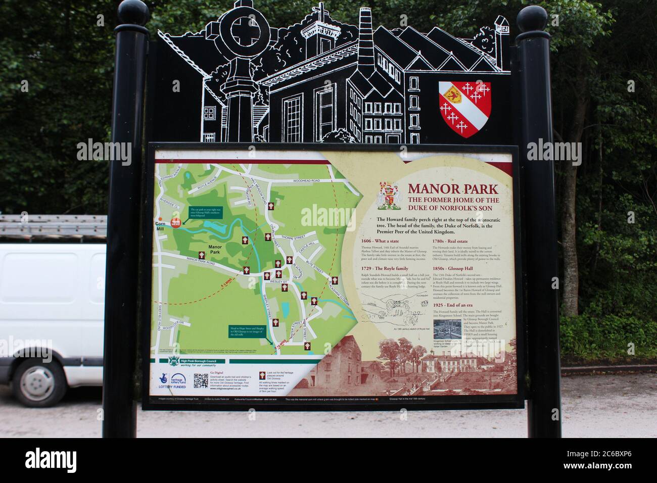 Map sign board hi-res stock photography and images - Alamy