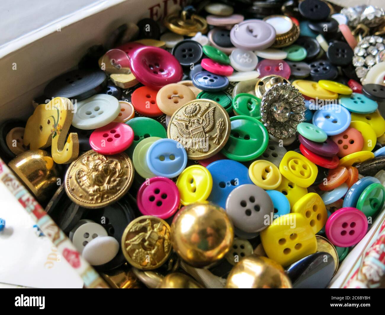 Vintage objects closeup old hi-res stock photography and images - Alamy