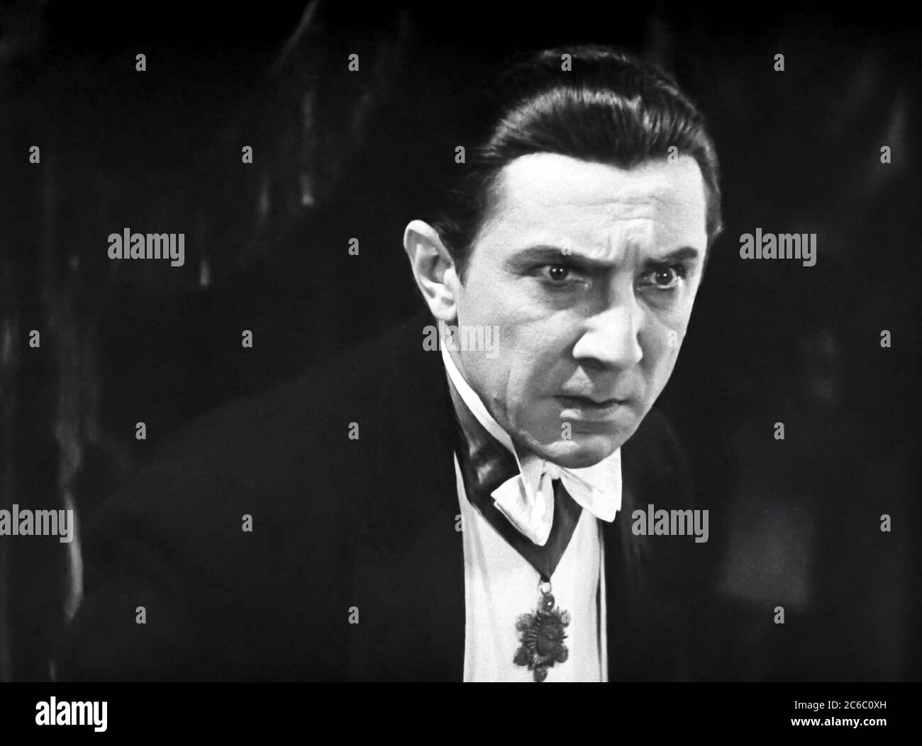 USA. Bela Lugosi in a scene from the ©Universal Pictures movie: Dracula (1931). Plot: The ...