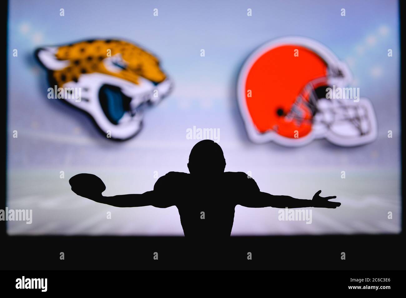 Touchdown celebration hi-res stock photography and images - Alamy