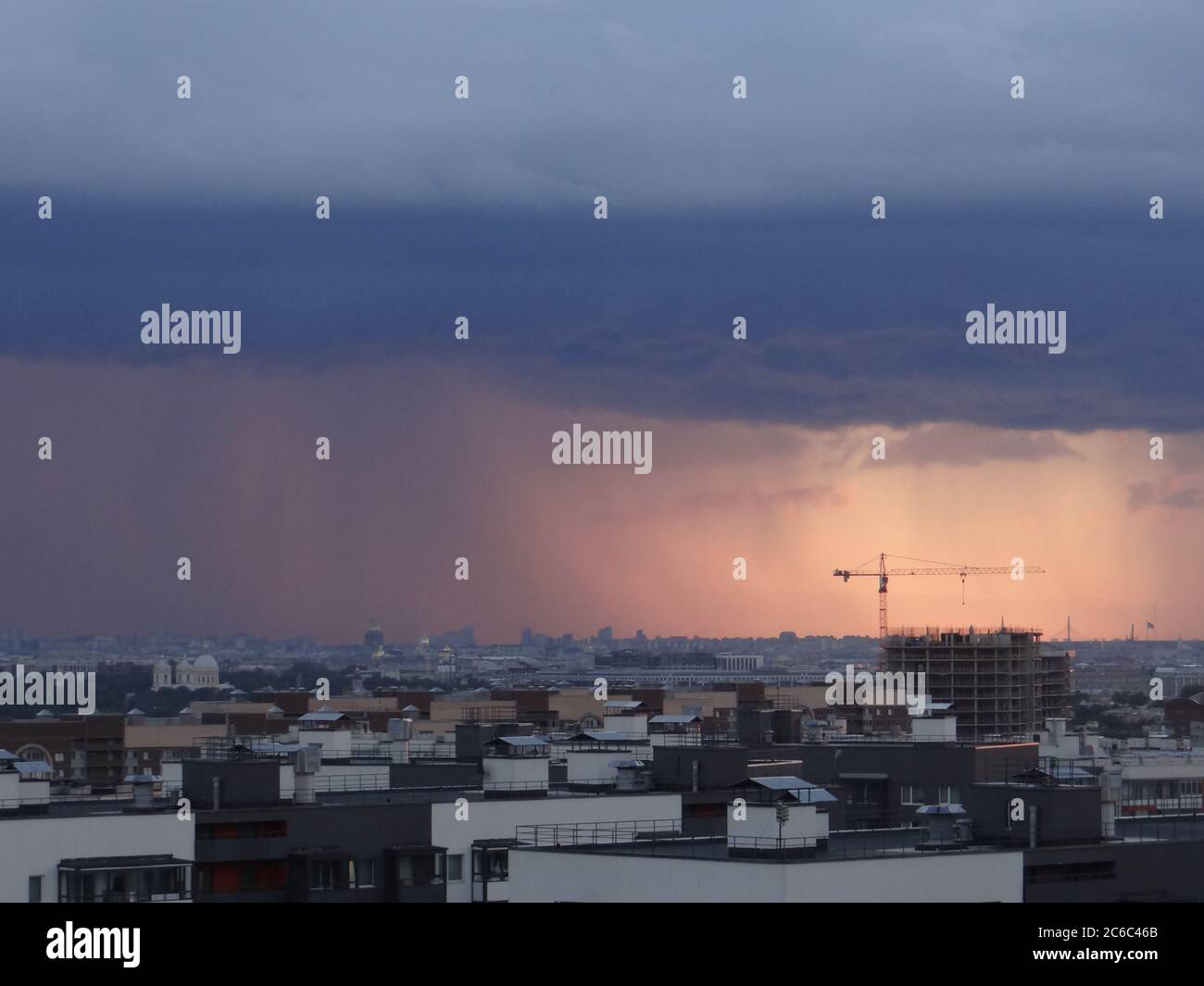 A huge dark cloud engolfed famous Lakhta centre in St Petersburg ...
