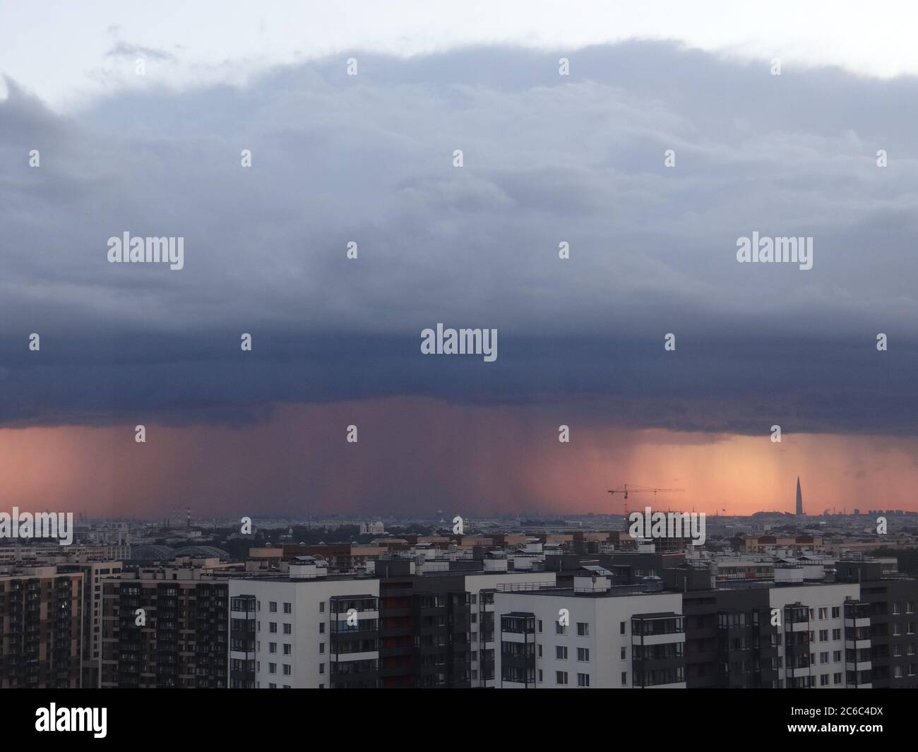 A huge dark cloud engolfed famous Lakhta centre in St Petersburg ...