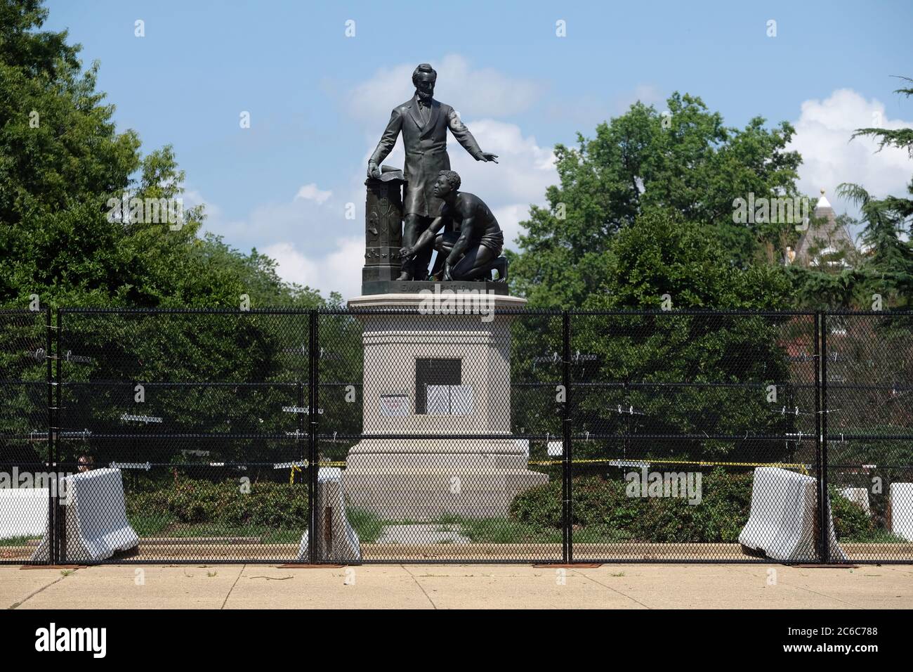 Emancipation statue in lincoln park hi-res stock photography and images ...