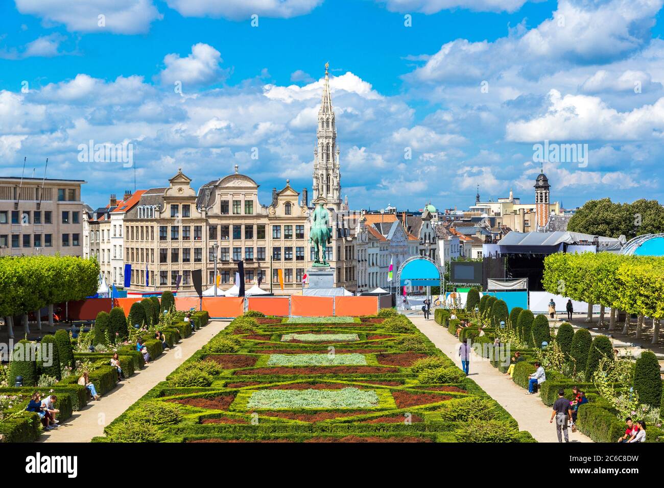 Cityscape of Brussels in a beautiful summer day Stock Photo - Alamy