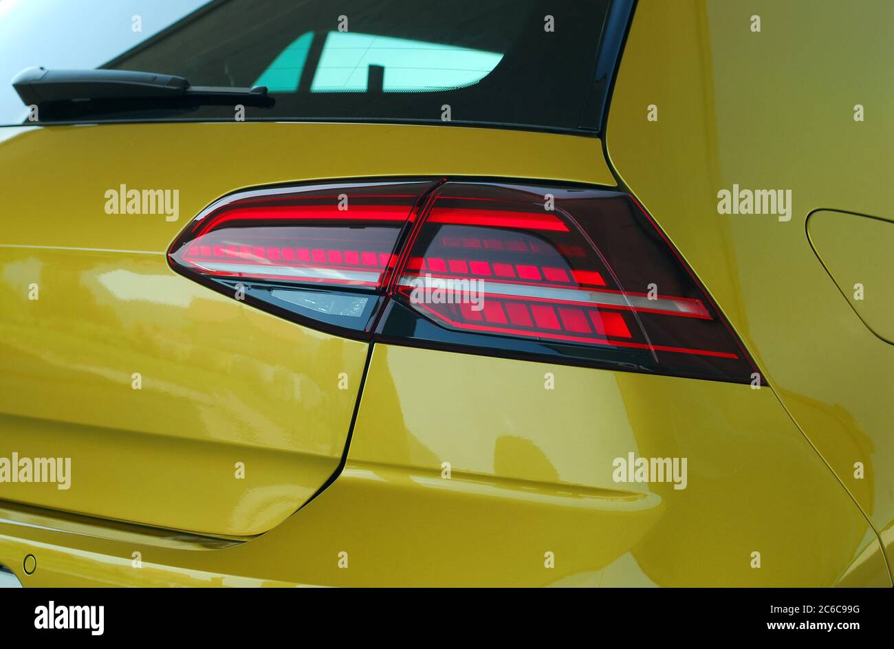 Suv rear lights hi-res stock photography and images - Alamy