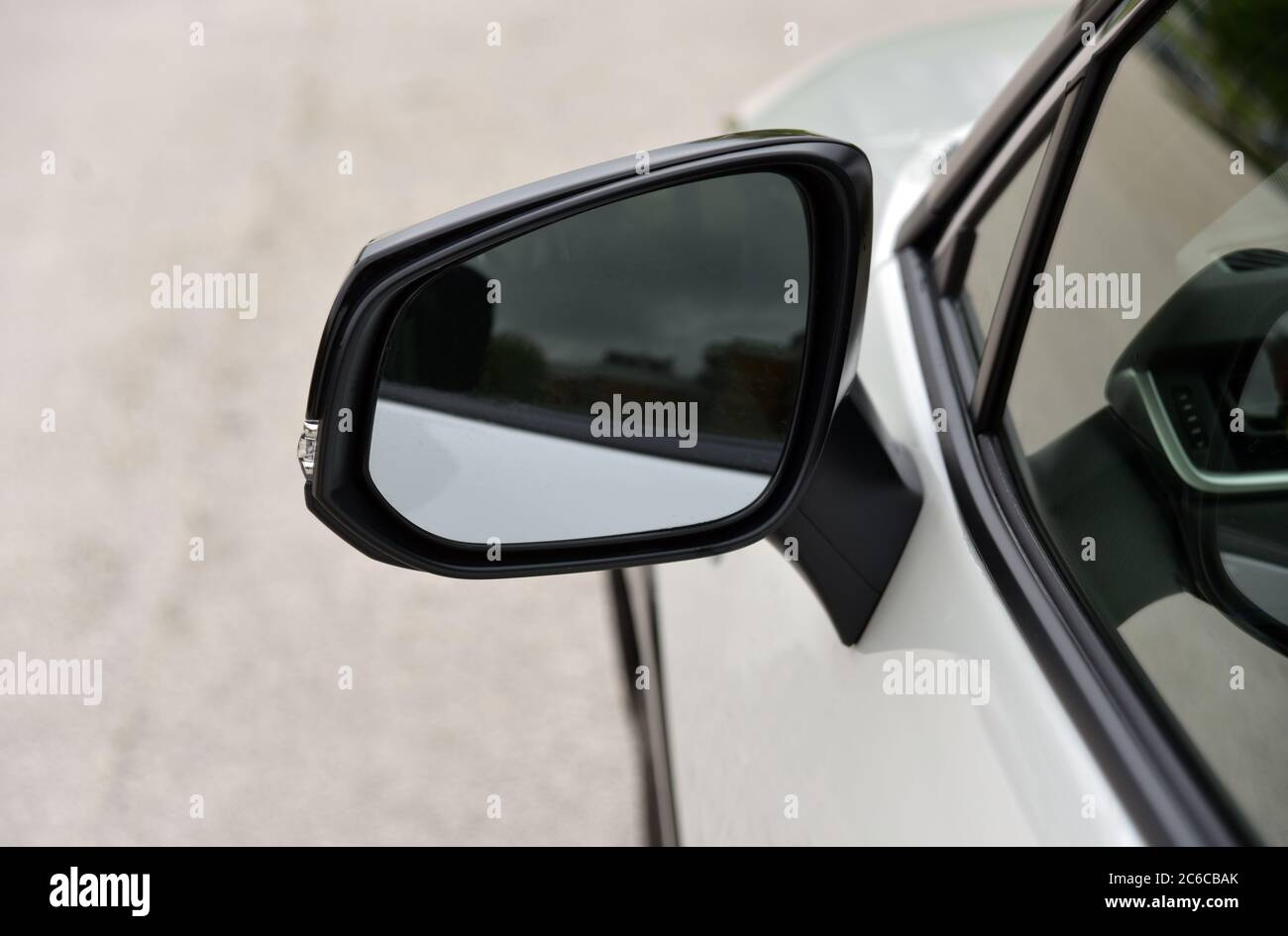 Side view with indicator hi-res stock photography and images - Alamy