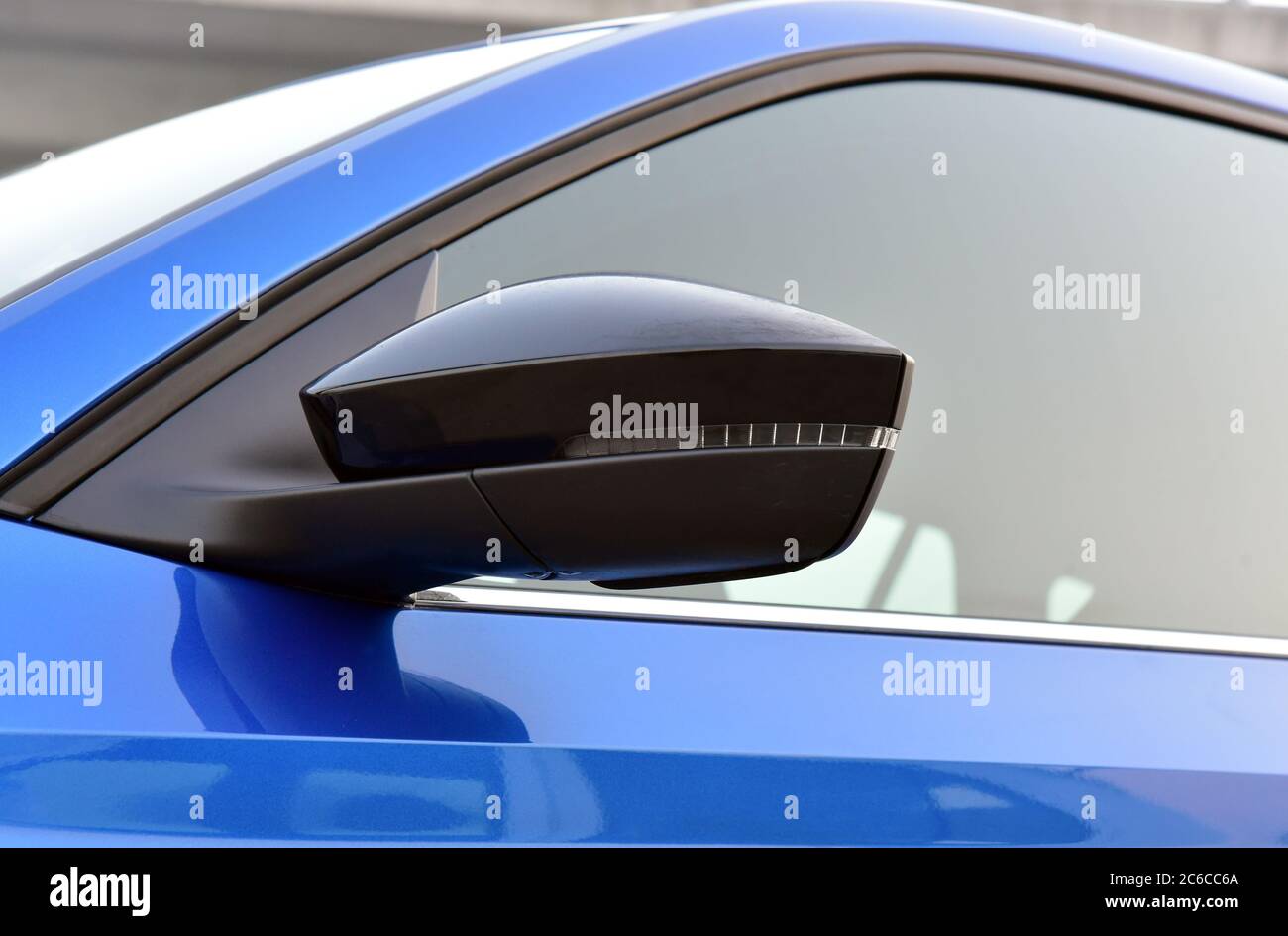 Car mirror indicator hi-res stock photography and images - Alamy