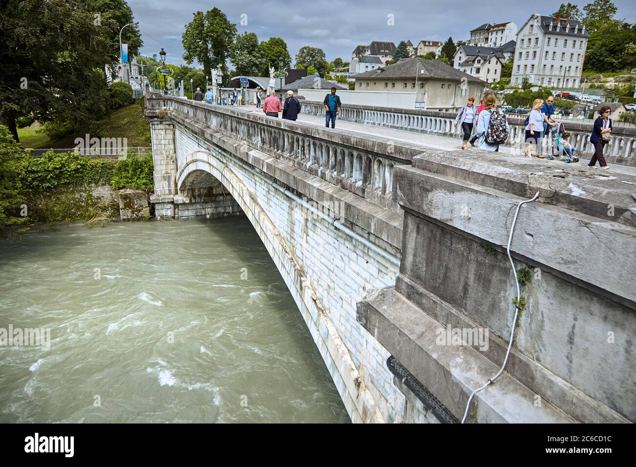 River gave de pau lourdes hi-res stock photography and images - Alamy