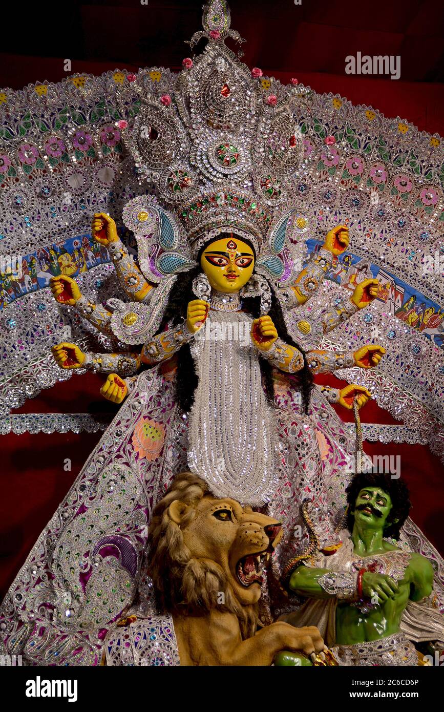 Mother durga hi-res stock photography and images - Alamy