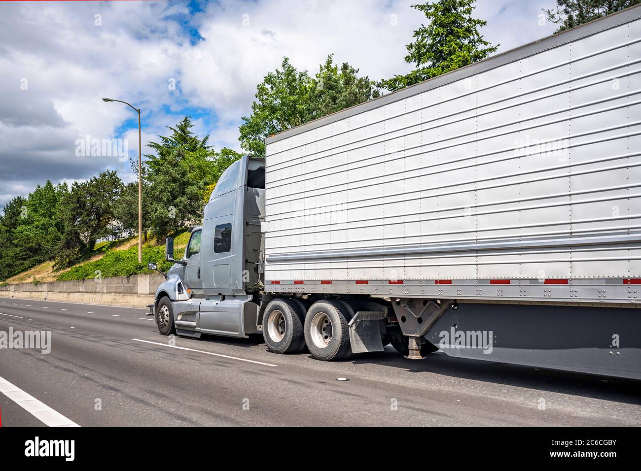 Long straight road in northwest hi-res stock photography and images - Alamy