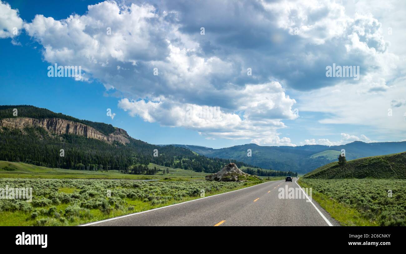 Yellowstone Road High Resolution Stock Photography and Images - Alamy