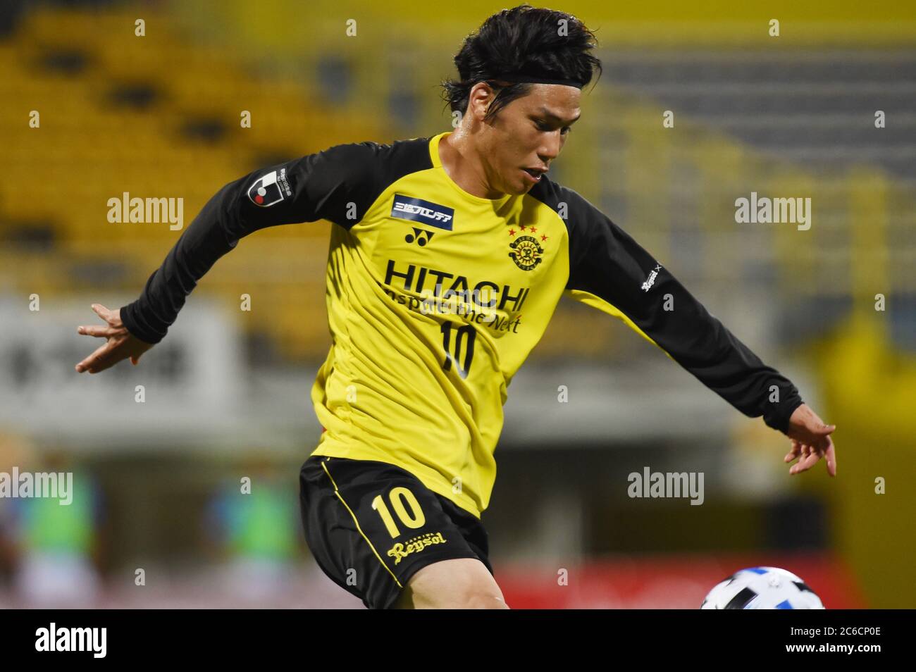 Chiba, Japan. 8th July, 2020. Ataru Esaka (Kashiwa Reysol) Football ...