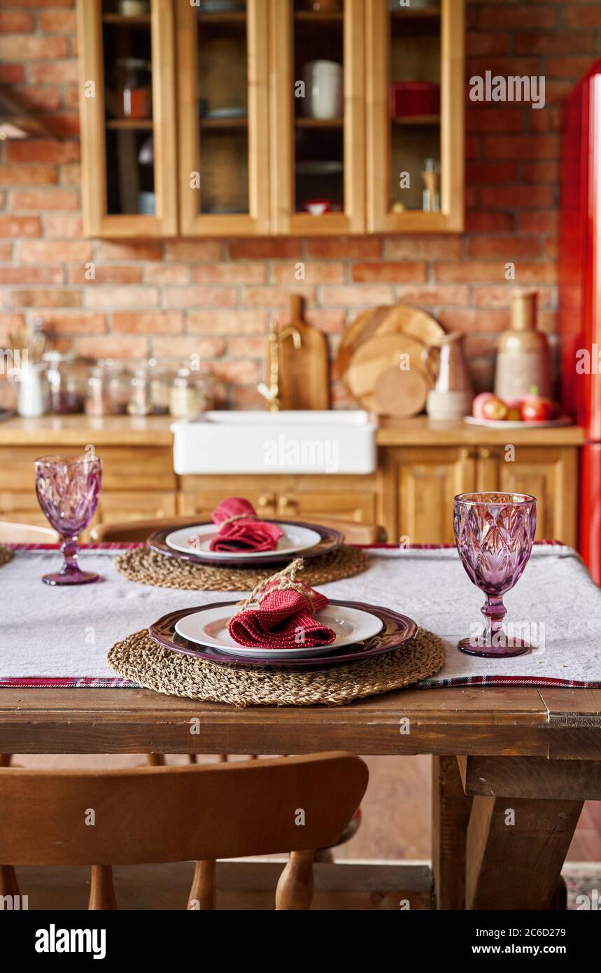 Empty family dinner table hi-res stock photography and images - Alamy