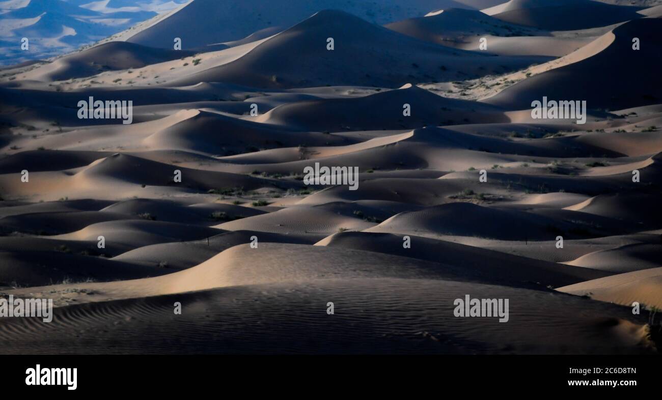 Tengger desert china hi-res stock photography and images - Alamy