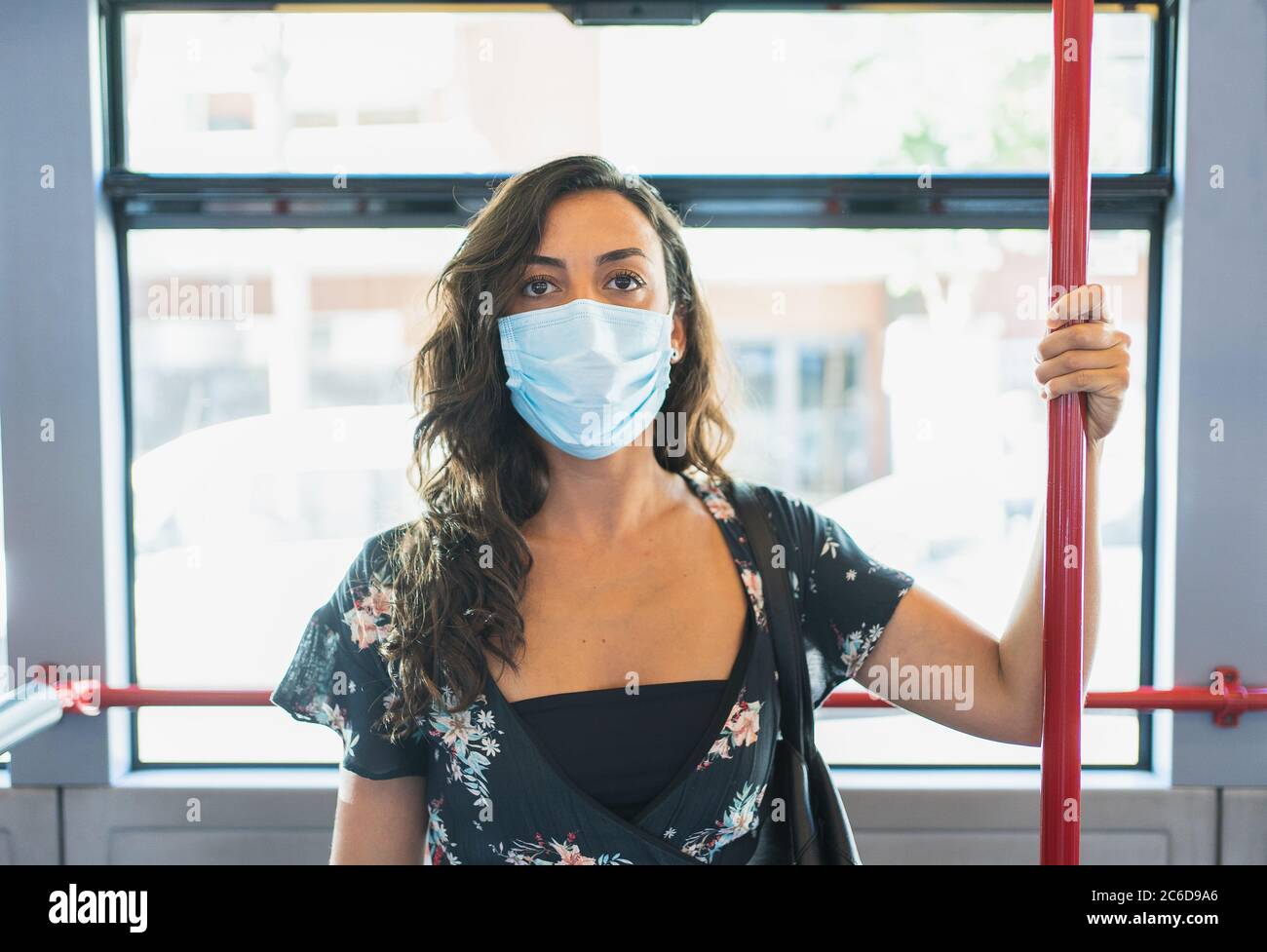 Bus bar hi-res stock photography and images - Alamy