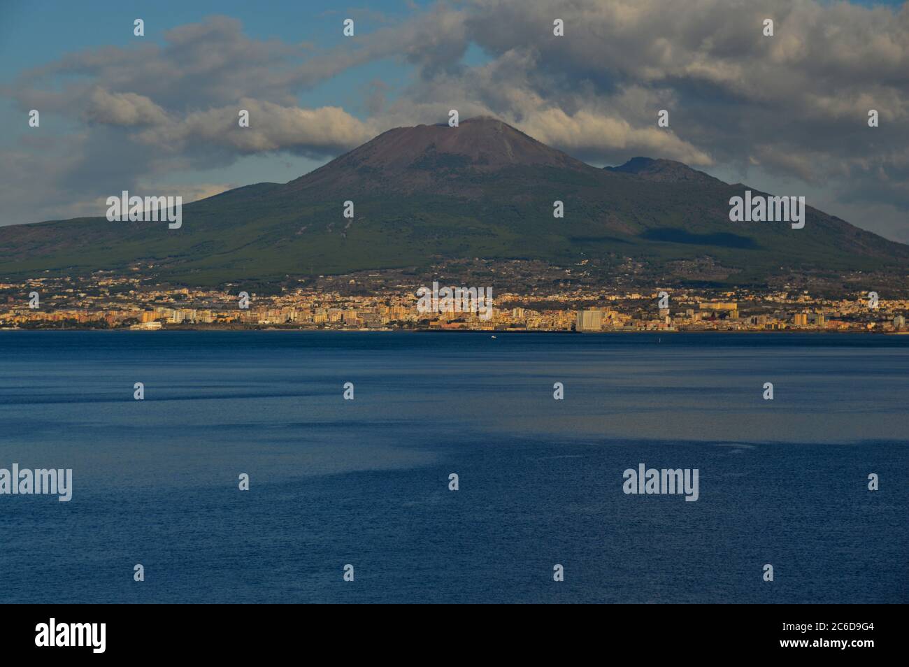 Vesuvius gulf of naples hi-res stock photography and images - Alamy