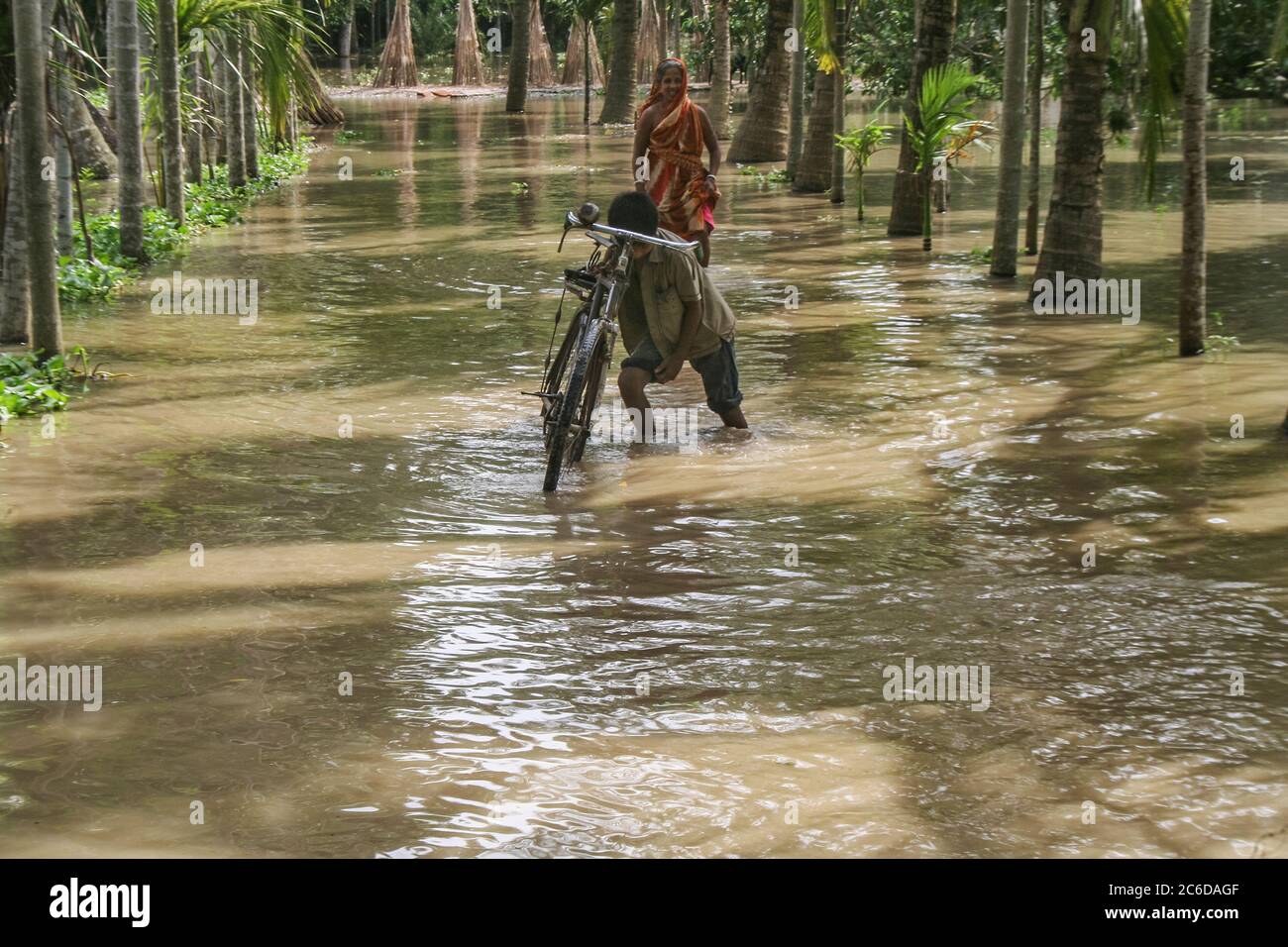 Cyclone Aila affected village at Khulna, Bangladesh Stock Photo - Alamy