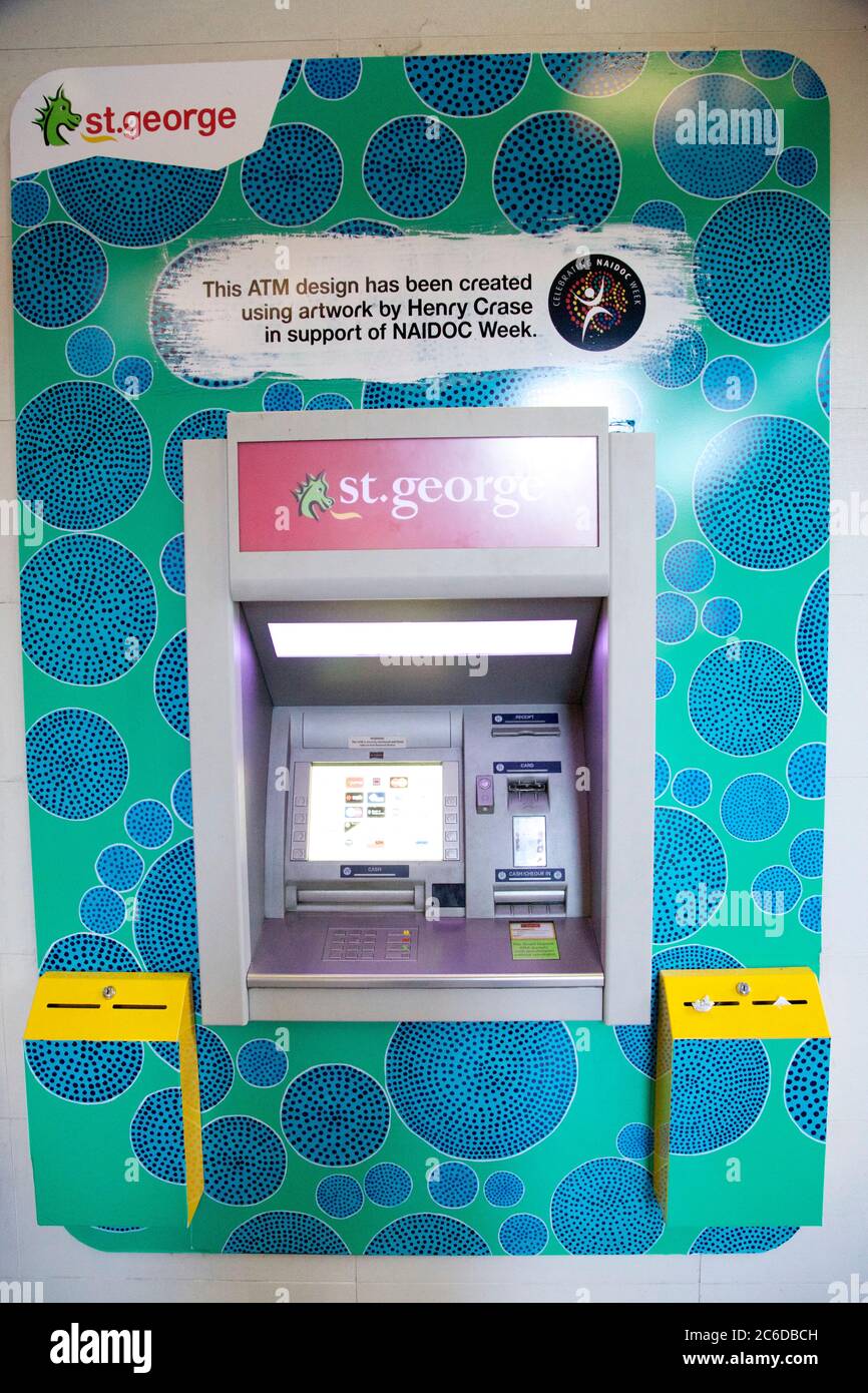 An Aboriginal ATM outside the branch on the corner of Market Street and ...