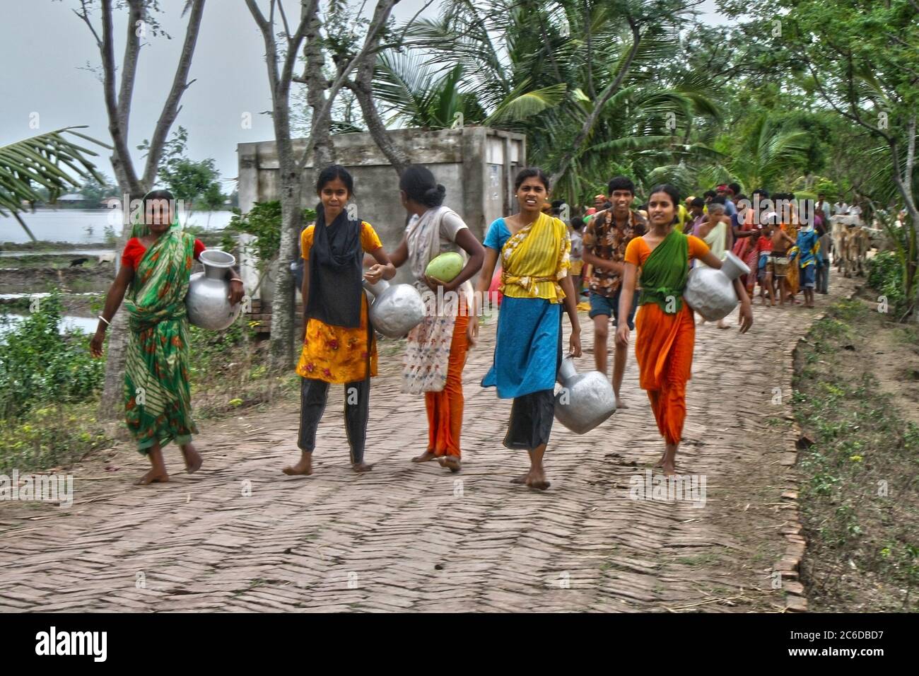 Cyclone Aila affected village at Khulna, Bangladesh Stock Photo - Alamy