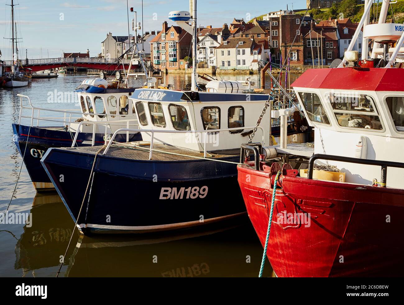 Quayside whitby fish hi-res stock photography and images - Alamy