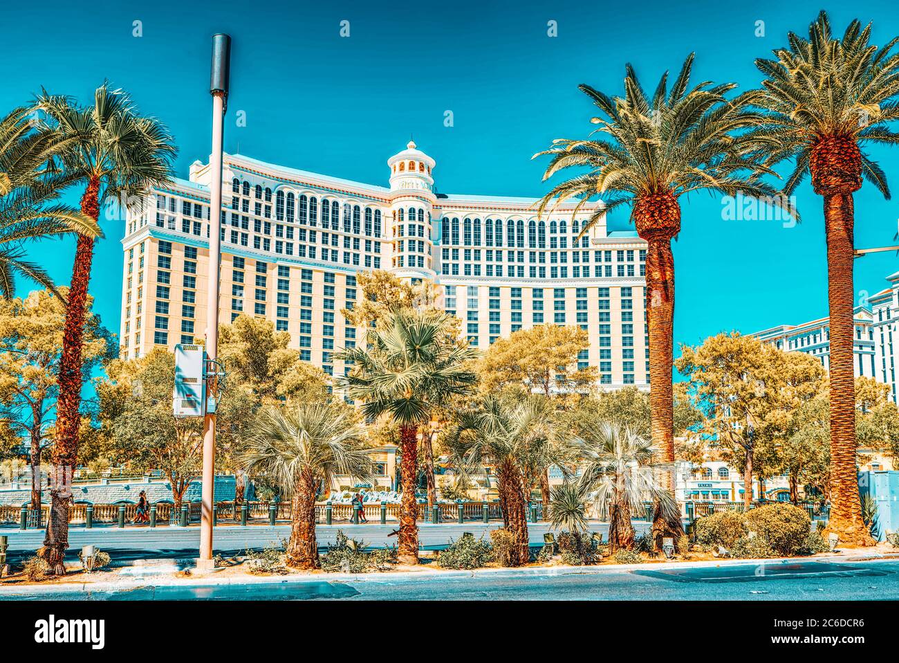 Bellagio hotel casino entrance sign hi-res stock photography and images ...