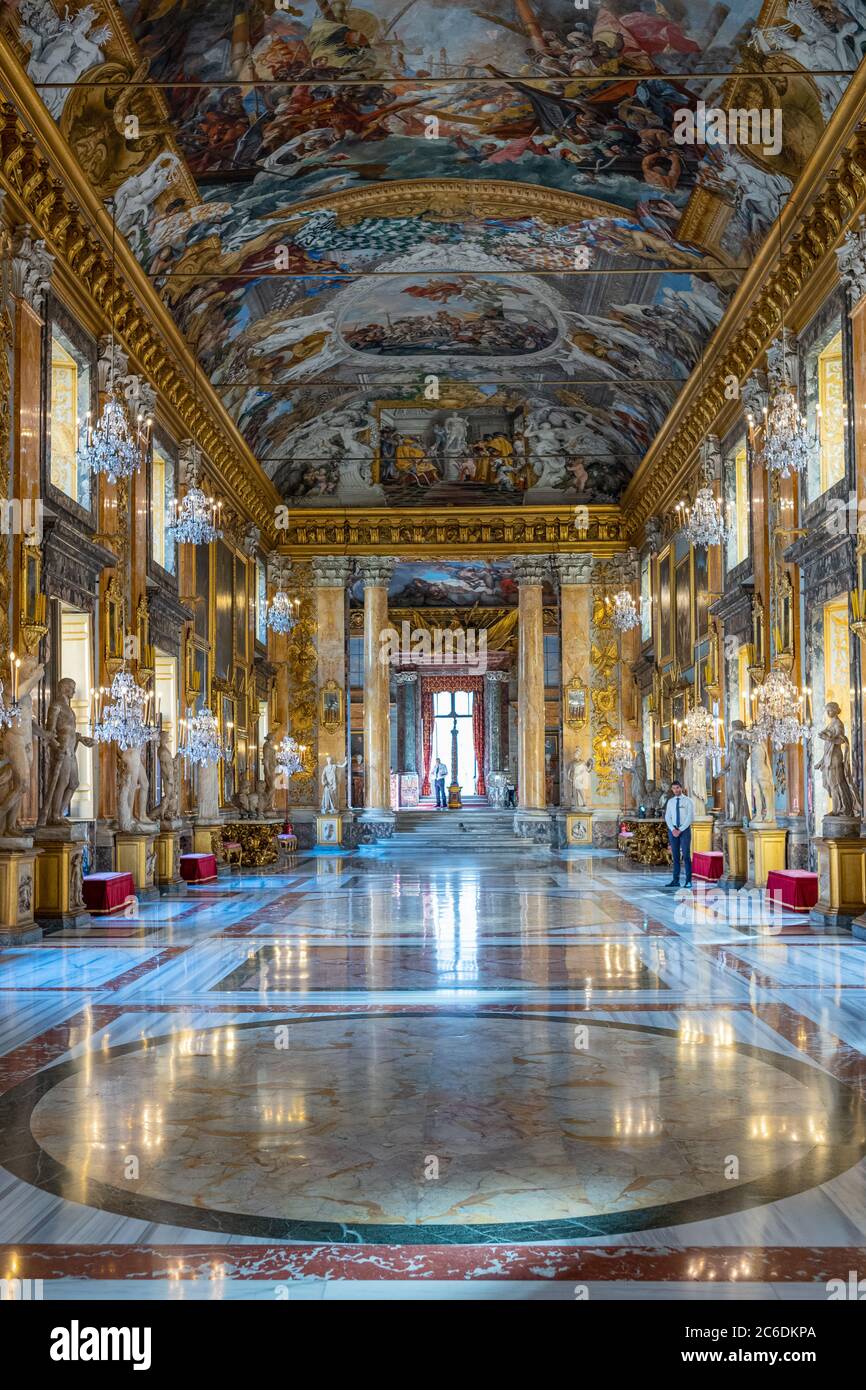 Colonna Gallery High Resolution Stock Photography and Images - Alamy