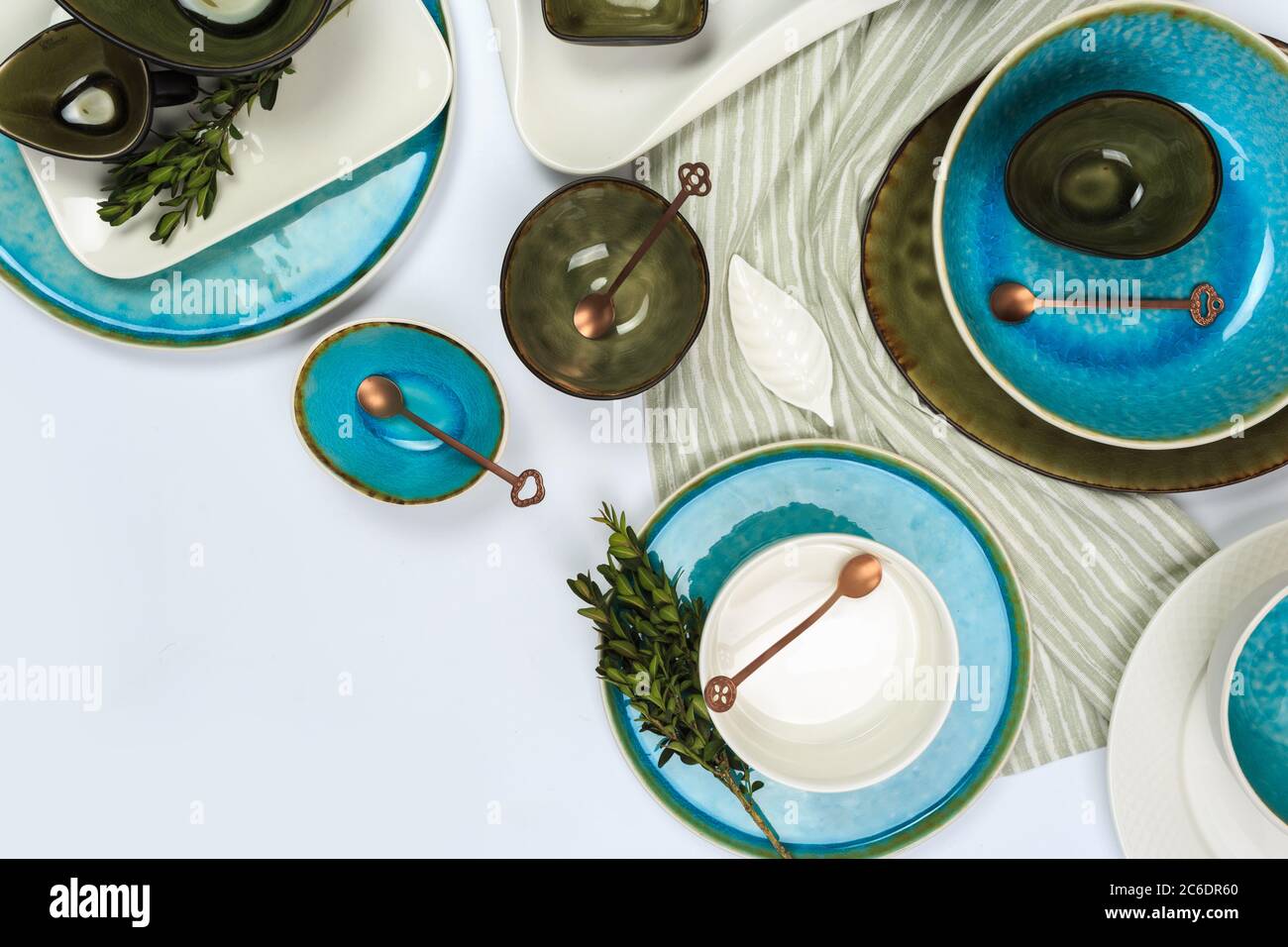 Stack of rustic bowls hi-res stock photography and images - Alamy