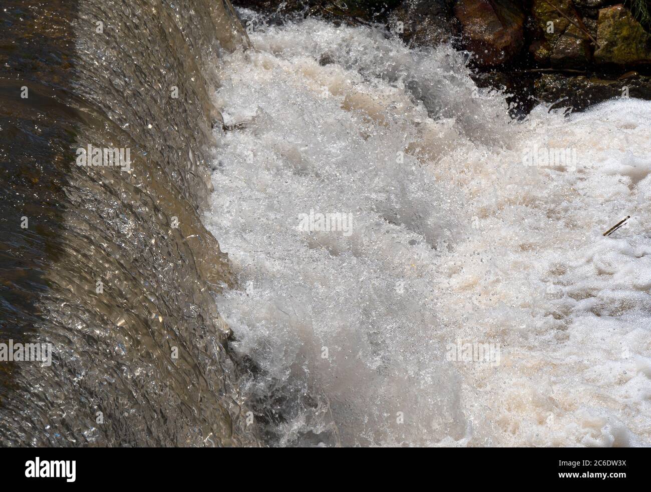 Speed waterfall river cascade hi-res stock photography and images - Alamy