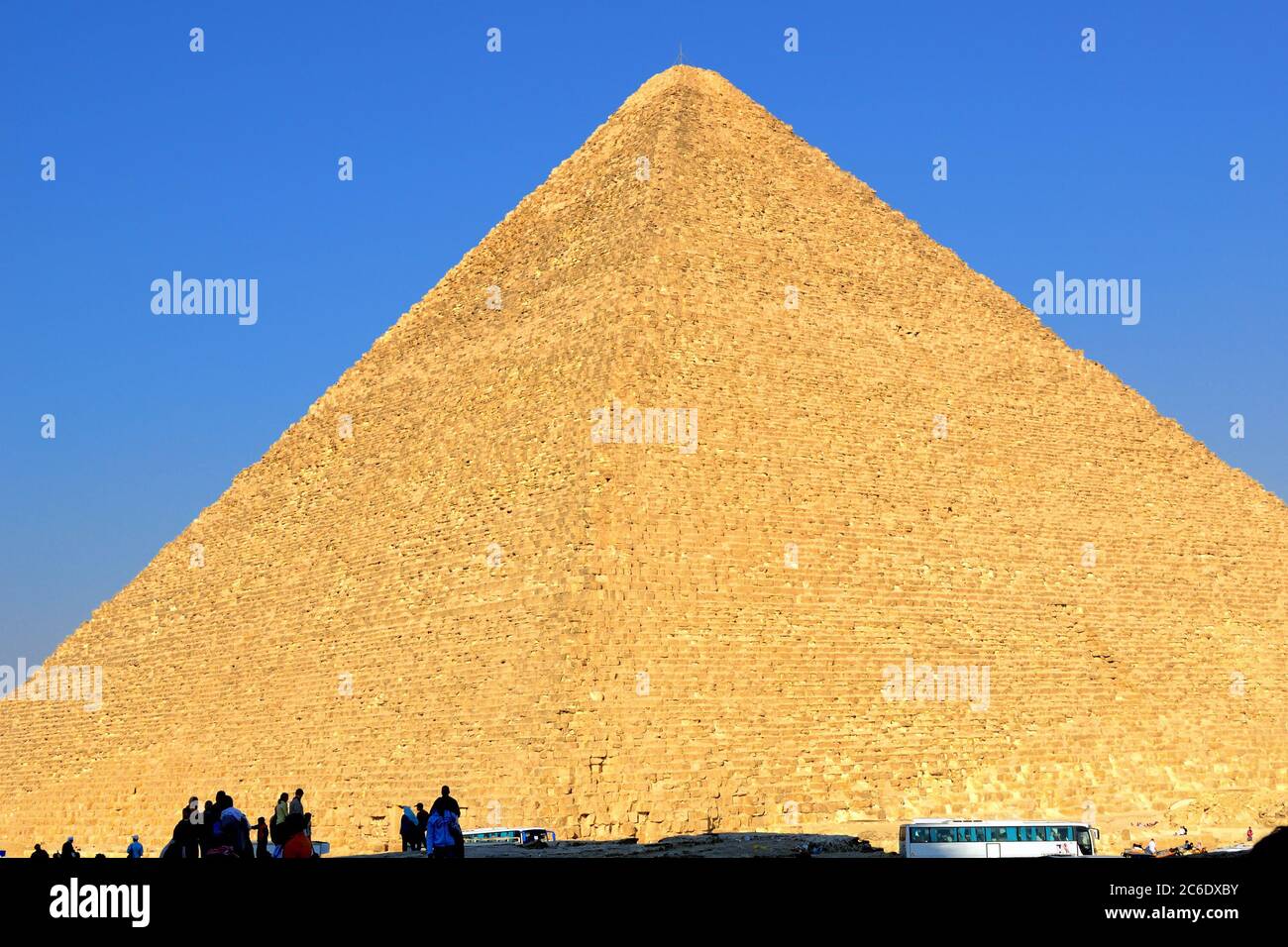 Egypt. Cairo, Giza. General view of Menkaure pyramid from the Giza ...
