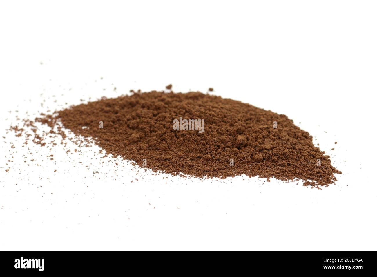 Pile of fresh ground coffee powder isolated on white Stock Photo - Alamy