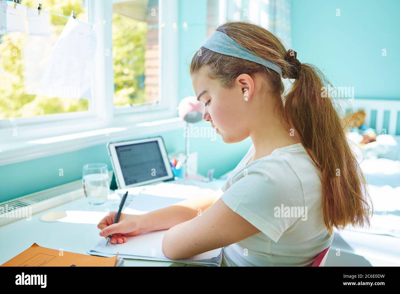 Desk bedroom hi-res stock photography and images - Alamy