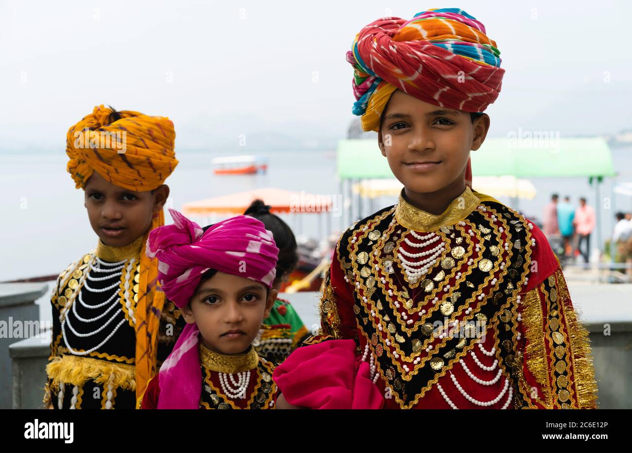 Rajasthani men dress hi-res stock photography and images - Alamy