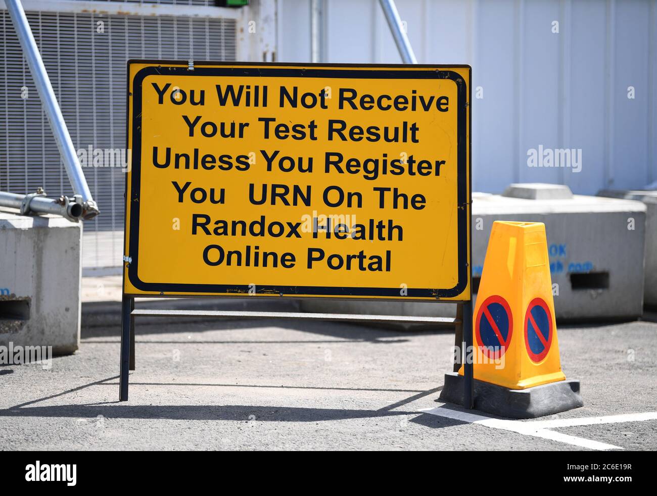 Set of street signs hi-res stock photography and images - Alamy