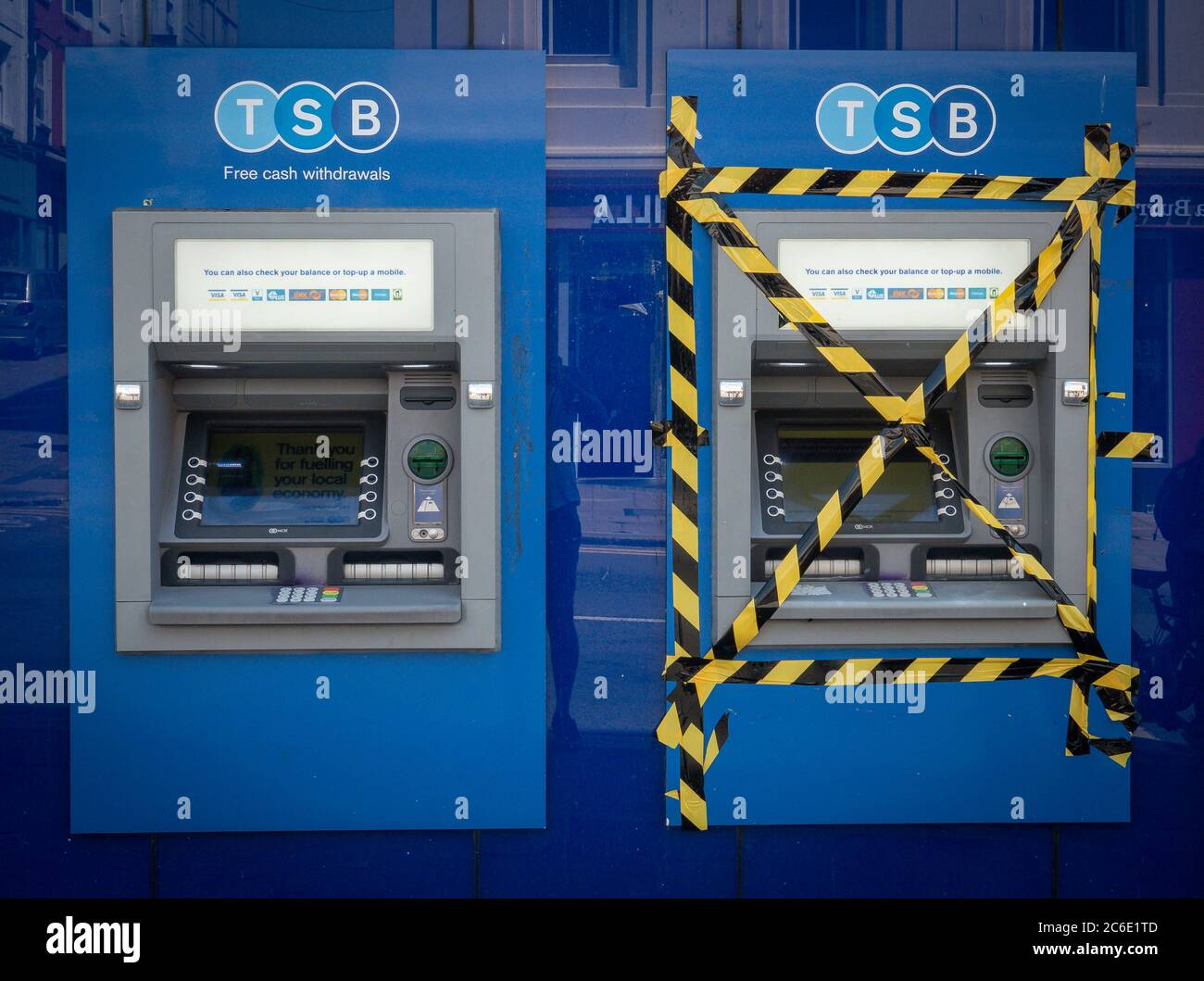 Safety signs stock hi-res stock photography and images - Alamy