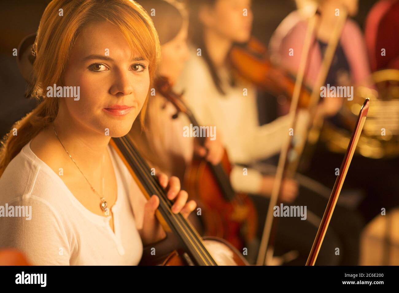 Classical musician orchestra hi-res stock photography and images - Alamy