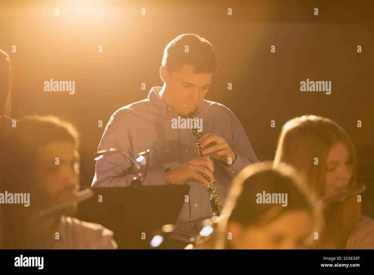 Flutist orchestra hi-res stock photography and images - Alamy