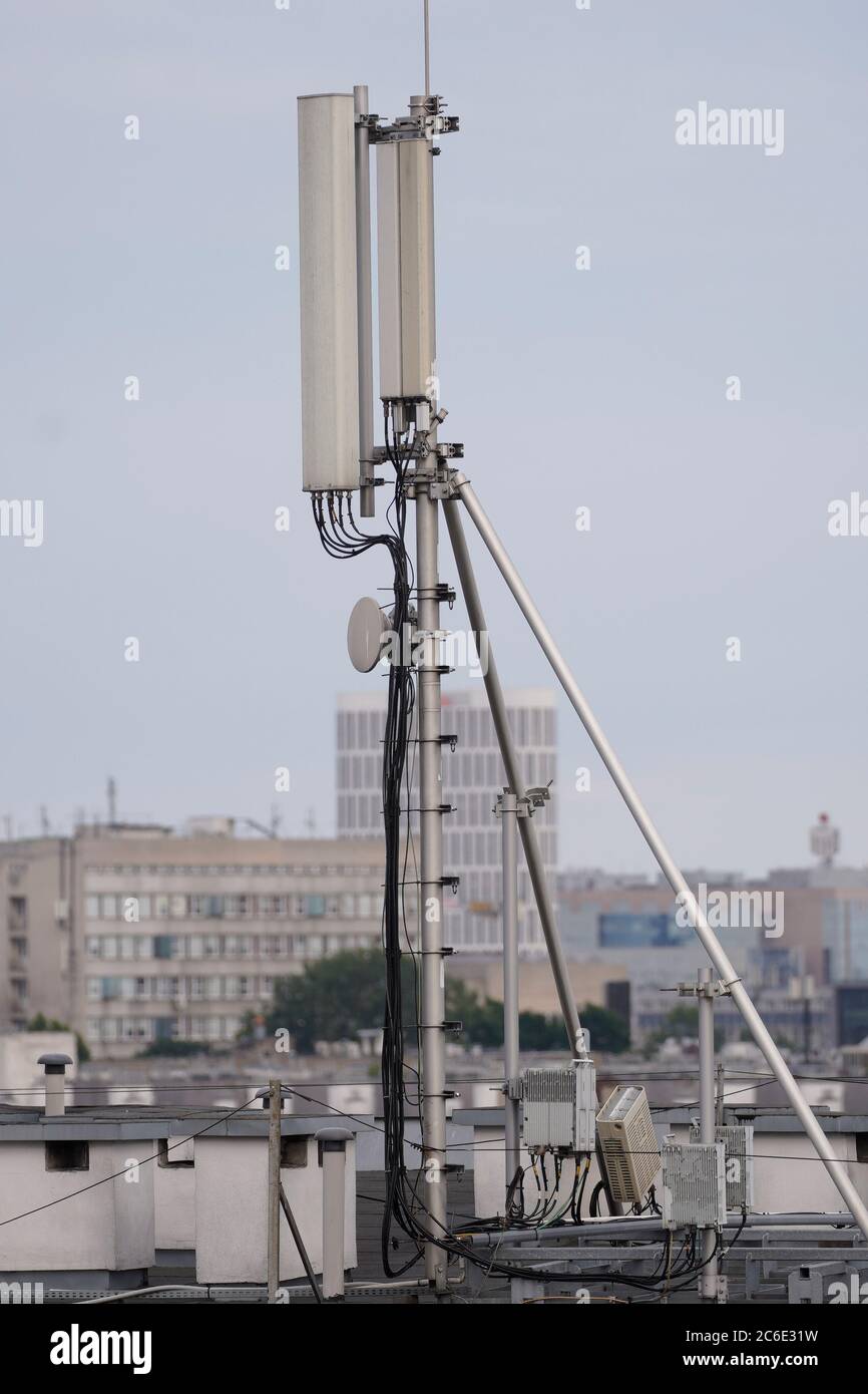 Lte base station hi-res stock photography and images - Alamy