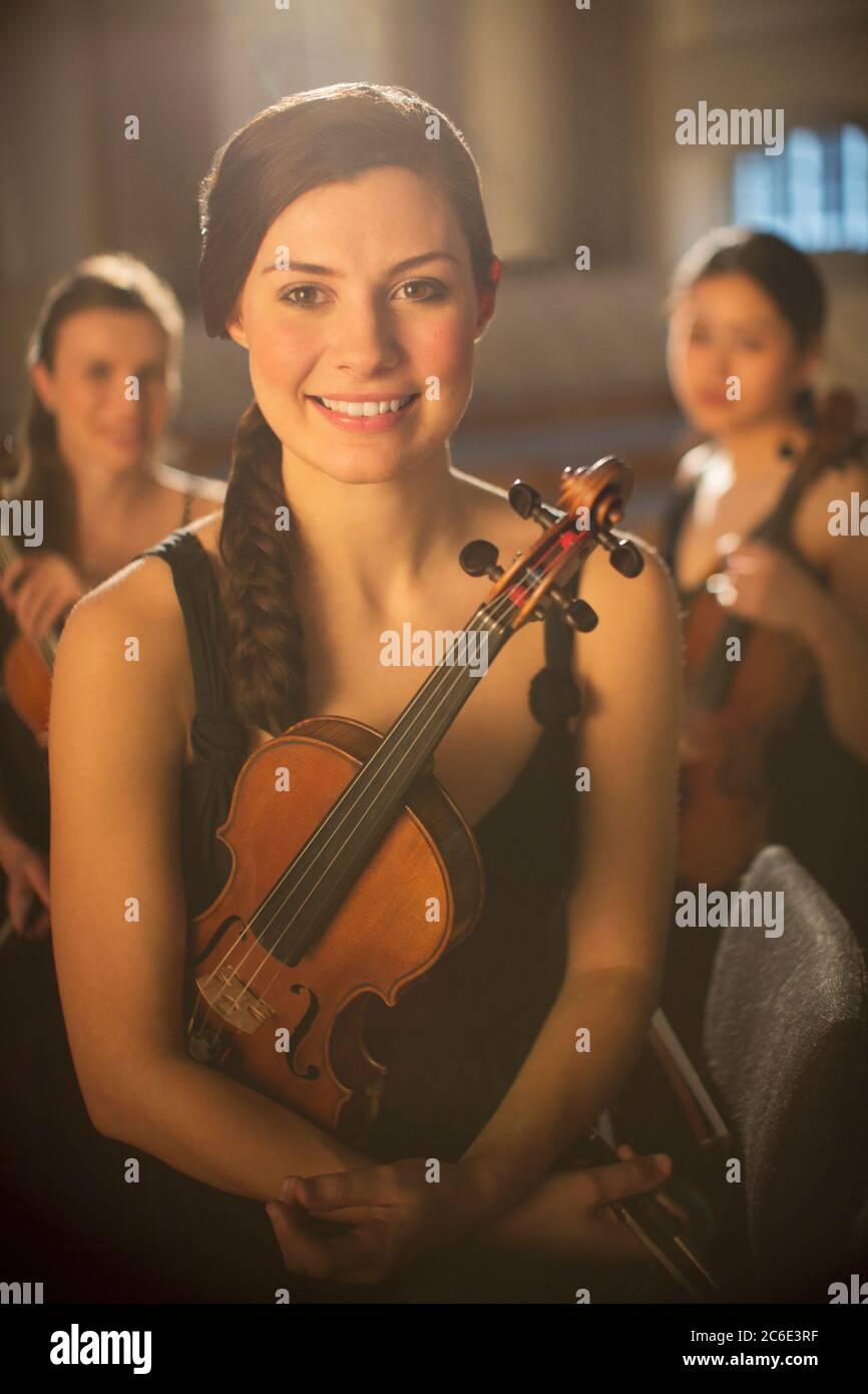 Portrait of violinist Stock Photo - Alamy