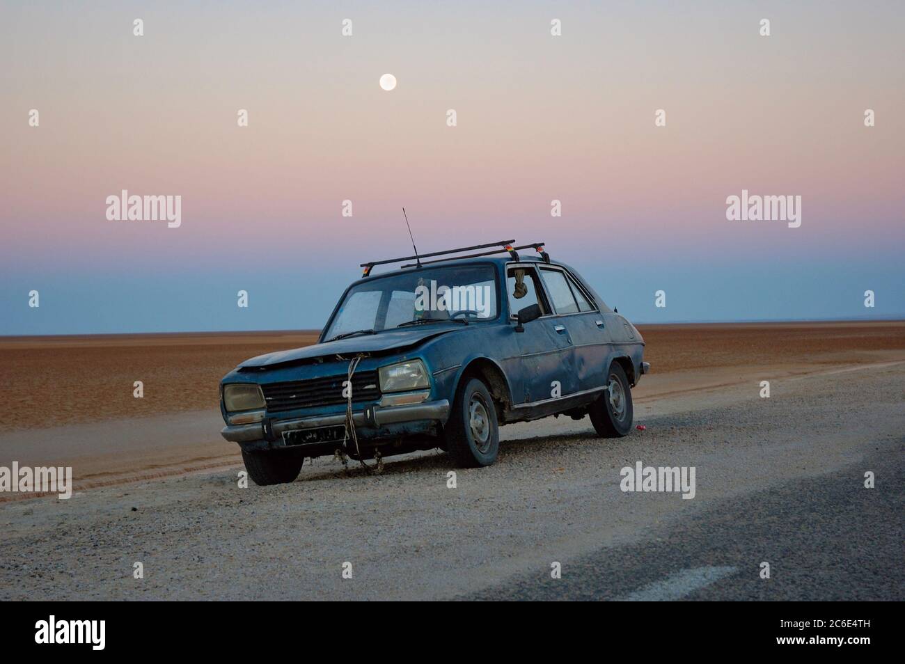 Leaved old rusty arabic car in desert Stock Photo - Alamy