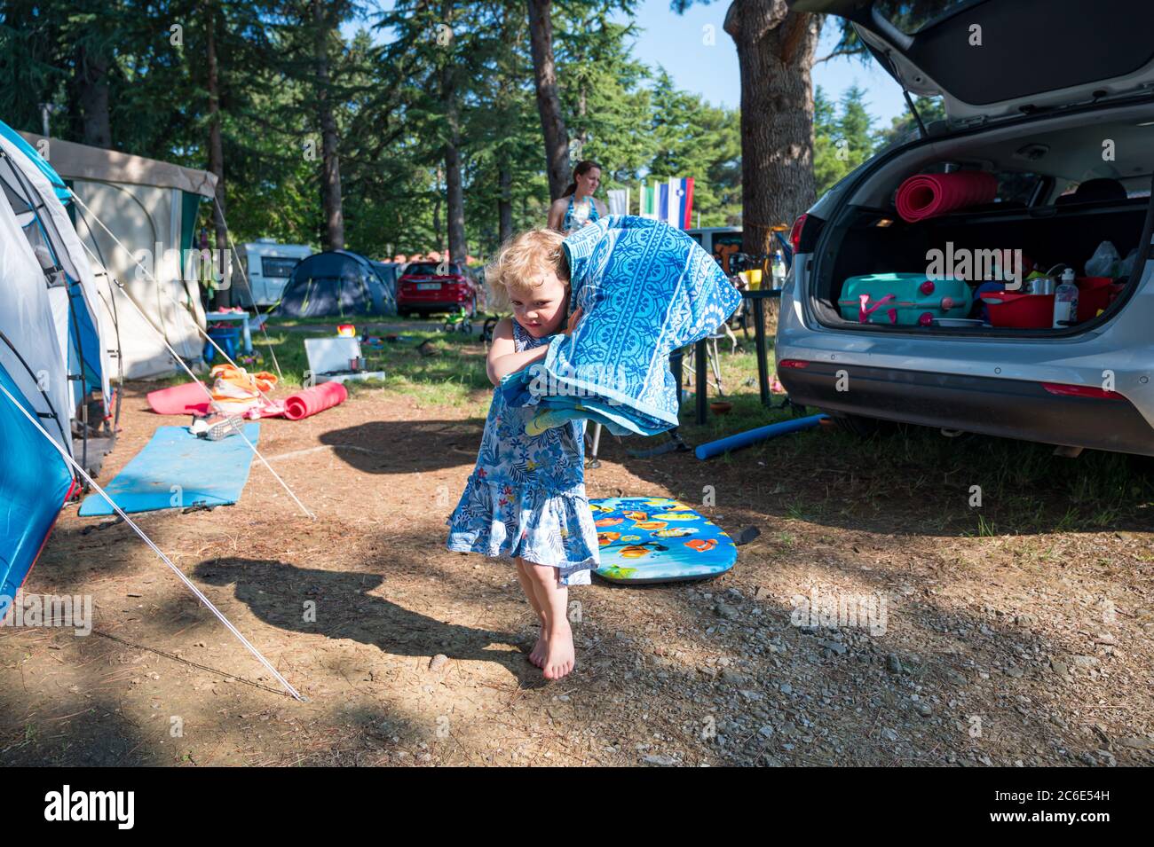 Summer camp helper hi-res stock photography and images - Alamy