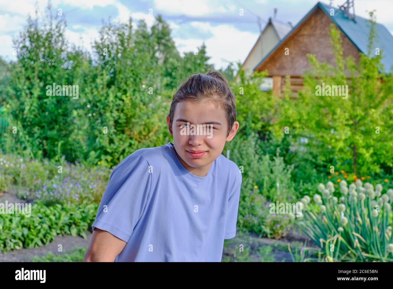 Smile shyly hi-res stock photography and images - Alamy