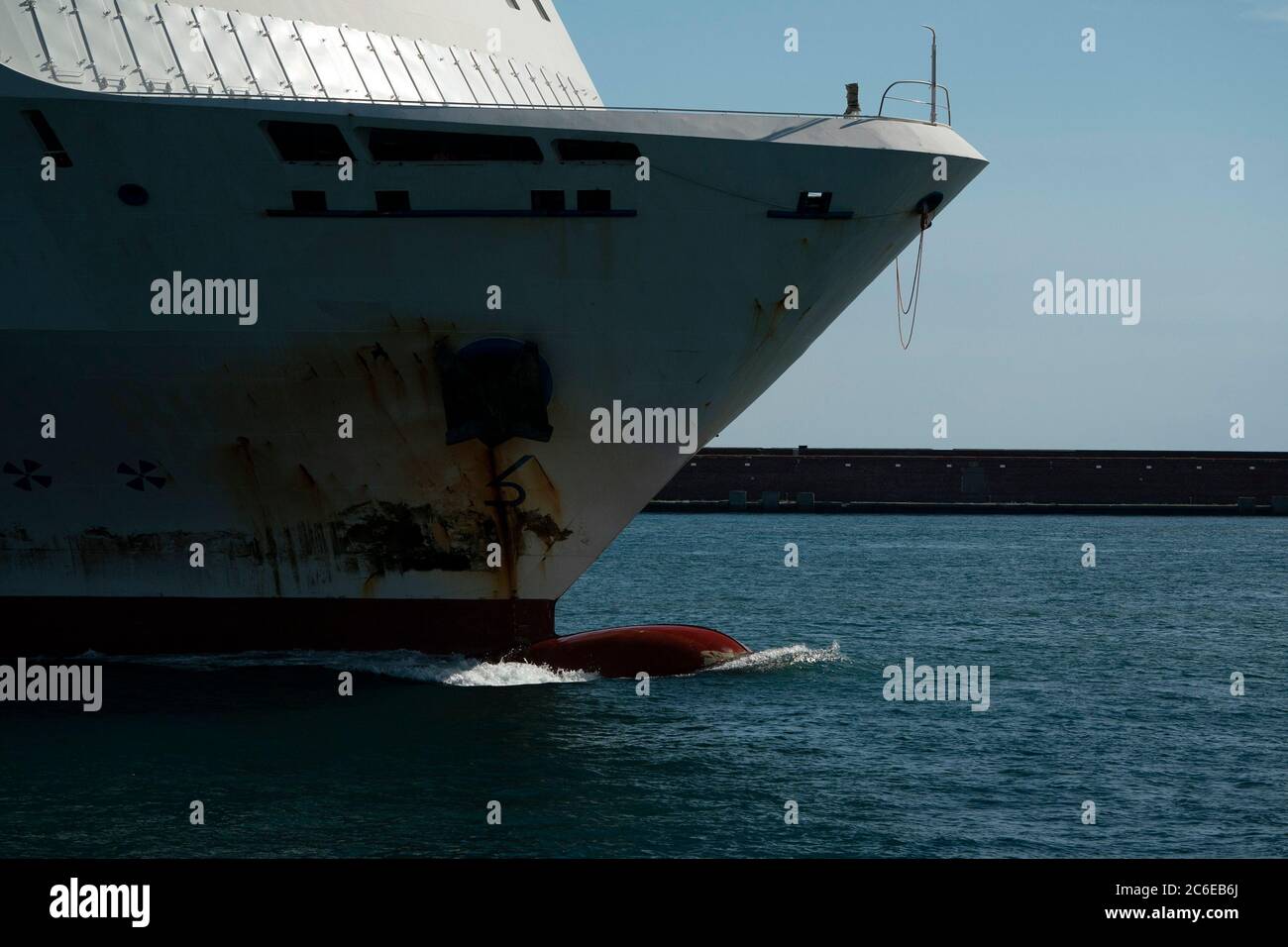 cruise ship prow bow detail close up Stock Photo - Alamy