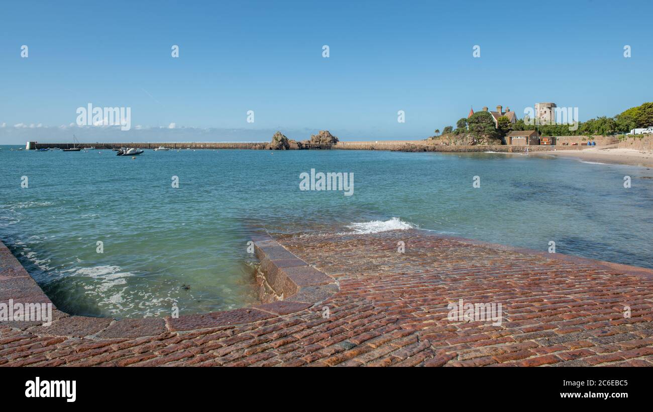 Harbour slipway beach hi-res stock photography and images - Alamy