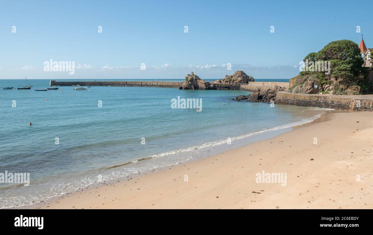 Jersey la rocque harbour hi-res stock photography and images - Alamy